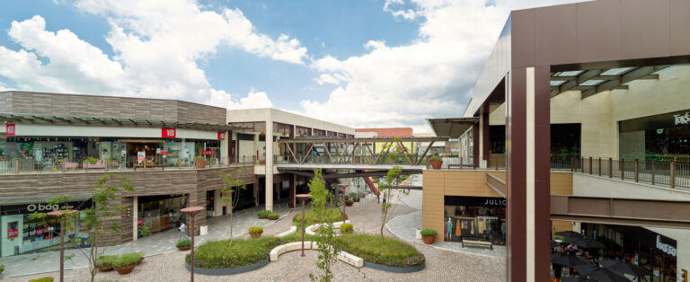 Town Square Metepec - Thor Equities ESP